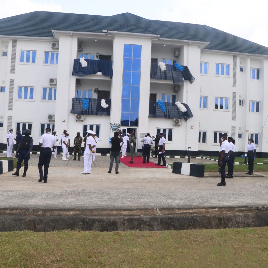 Newly Commissioned 6 x 3 Bedrooms Officers Accommodation at Navy ...